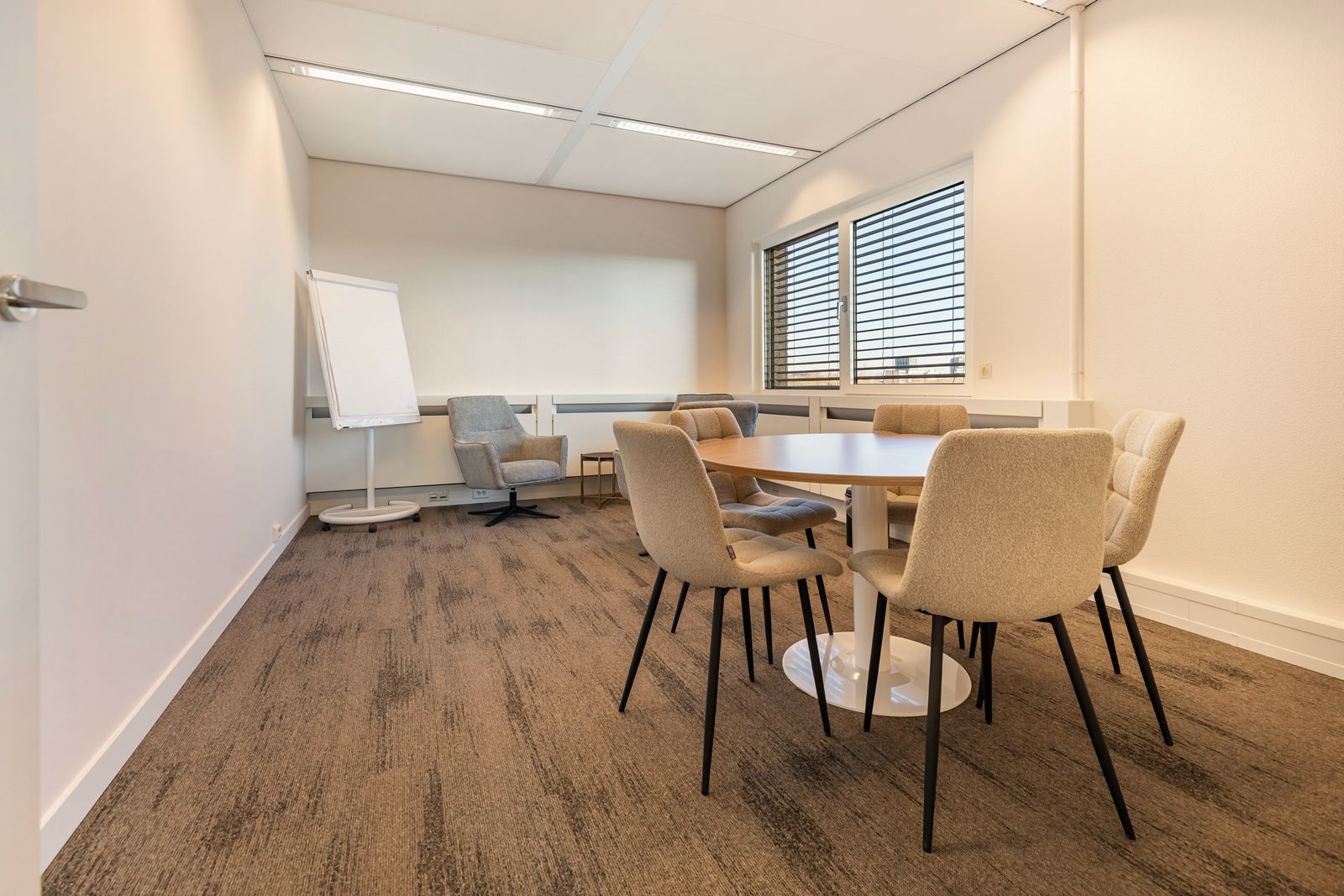 Bruine Kamer in Utrecht | ADD Business Point